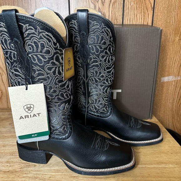Ariat | Shoes | Ariat Ladies Round Up Remuda Western Cowboy Boots Black ...